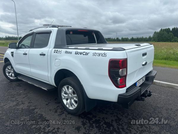 White Ford Ranger 2015 in Tallinn, with an engine capacity of 3.20 L and mileage of 204 thousand km for 15900 €, photo 3 on AUTOMOTO.COM.LV