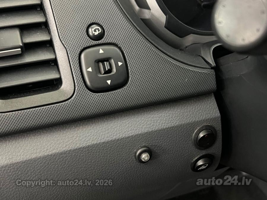 Balts Ford Ranger 2015 Pērnava, ar dzinēja tilpumu 3.20 L un nobraukumu 235 tūkst. km par 13990 €, foto 21 vietnē AUTOMOTO.COM.LV