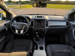 White Ford Ranger 2017 in Tallinn, with an engine capacity of 2.20 L and mileage of 213 thousand km for 17000 €, photo 9 on AUTOMOTO.COM.LV