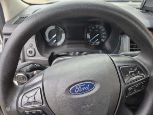 Balts Ford Ranger 2020 Raseiniai, ar dzinēja tilpumu 2.00 L un nobraukumu 136 tūkst. km par 12200 €, foto 6 vietnē AUTOMOTO.COM.LV