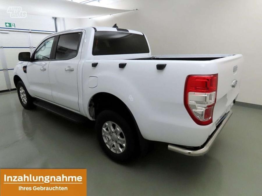 White Ford Ranger 2021 in Kaunas, with an engine capacity of 2.00 L and mileage of 59 thousand km for 31649 €, photo 3 on AUTOMOTO.COM.LV