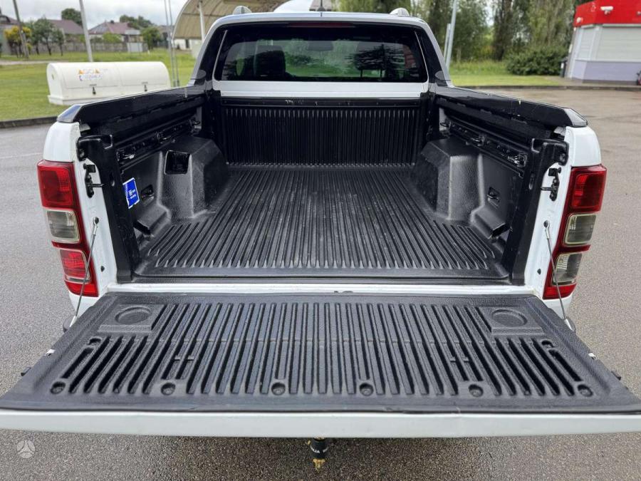 Balts Ford Ranger 2021 Tauragė, ar dzinēja tilpumu 2.00 L un nobraukumu 202 tūkst. km par 15900 €, foto 10 vietnē AUTOMOTO.COM.LV