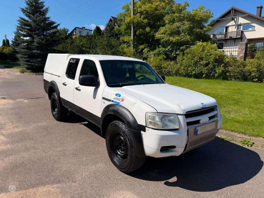 White Ford Ranger 2009 in Vilnius, with an engine capacity of 2.50 L and mileage of 340 thousand km for 4250 €, photo 1 on AUTOMOTO.COM.LV