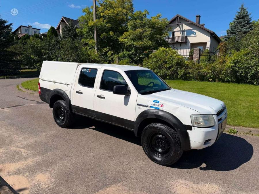 White Ford Ranger 2009 in Vilnius, with an engine capacity of 2.50 L and mileage of 340 thousand km for 4250 €, photo 3 on AUTOMOTO.COM.LV