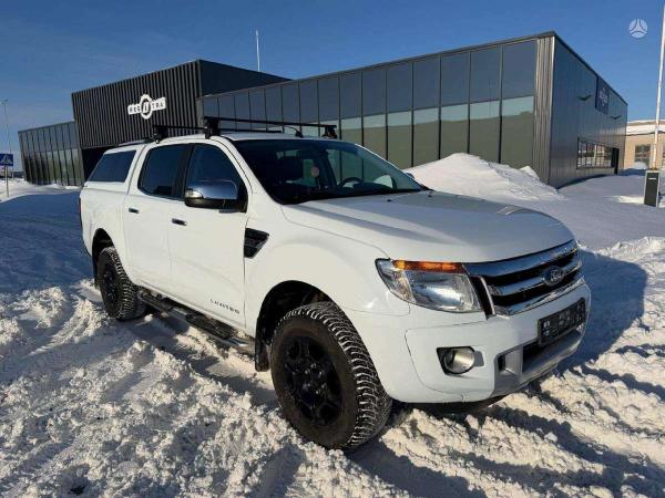 White Ford Ranger 2013 in Siauliai, with an engine capacity of 2.20 L and mileage of 218 thousand km for 11700 €, photo 1 on AUTOMOTO.COM.LV