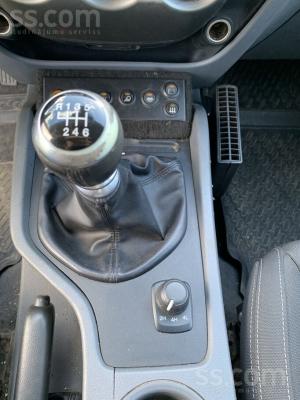 Balts Ford Ranger 2013 Rīga, ar dzinēja tilpumu 2.20 L un nobraukumu 302 tūkst. km par 6900 €, foto 14 vietnē AUTOMOTO.COM.LV