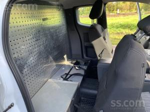 Balts Ford Ranger 2013 Rīga, ar dzinēja tilpumu 2.20 L un nobraukumu 302 tūkst. km par 6900 €, foto 19 vietnē AUTOMOTO.COM.LV