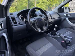 Balts Ford Ranger 2015 Jelgava, ar dzinēja tilpumu 2.20 L un nobraukumu 134 tūkst. km par 12990 €, foto 12 vietnē AUTOMOTO.COM.LV