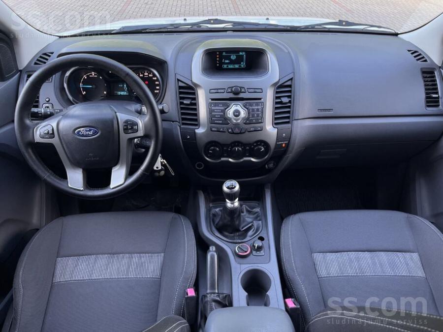 Balts Ford Ranger 2015 Jelgava, ar dzinēja tilpumu 2.20 L un nobraukumu 134 tūkst. km par 12990 €, foto 14 vietnē AUTOMOTO.COM.LV