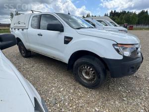 White Ford Ranger 2015 in Riga, with an engine capacity of 2.20 L and mileage of 191 thousand km for 5300 €, photo 3 on AUTOMOTO.COM.LV