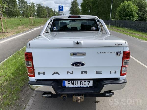 White Ford Ranger 2015 in Riga, with an engine capacity of 2.20 L and mileage of 252 thousand km for 13500 €, photo 8 on AUTOMOTO.COM.LV