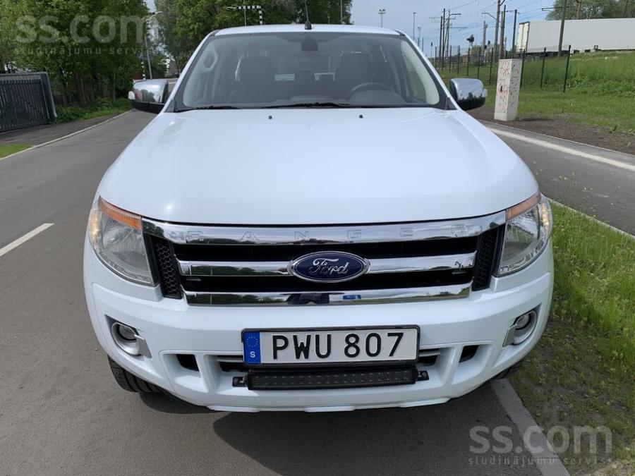 White Ford Ranger 2015 in Riga, with an engine capacity of 2.20 L and mileage of 252 thousand km for 13500 €, photo 3 on AUTOMOTO.COM.LV
