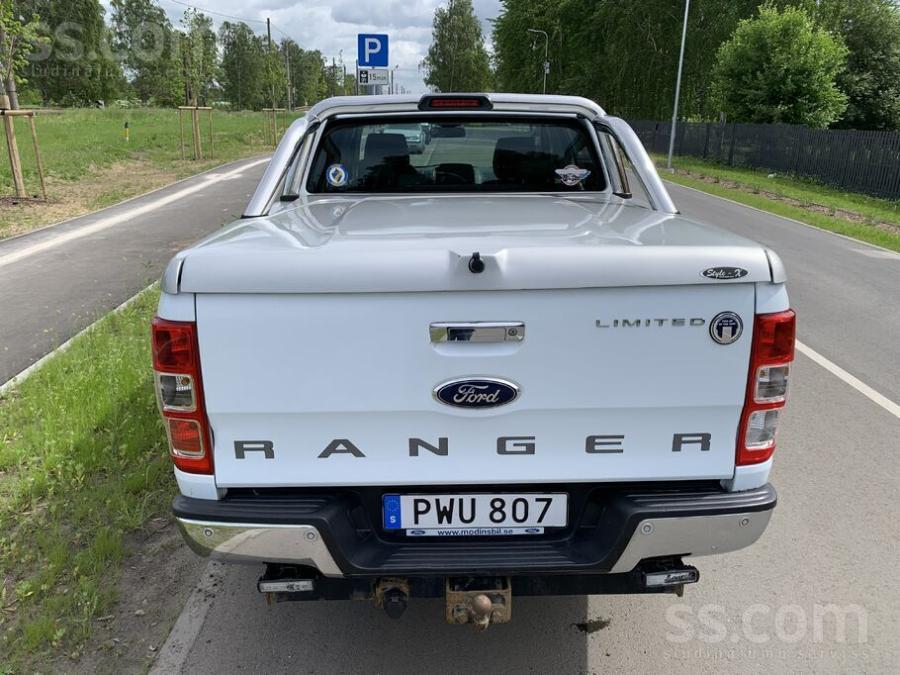 White Ford Ranger 2015 in Riga, with an engine capacity of 2.20 L and mileage of 252 thousand km for 13500 €, photo 9 on AUTOMOTO.COM.LV