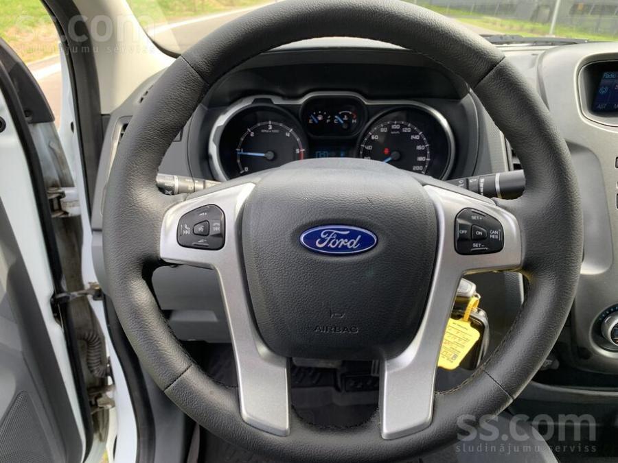 White Ford Ranger 2015 in Riga, with an engine capacity of 2.20 L and mileage of 252 thousand km for 13500 €, photo 15 on AUTOMOTO.COM.LV
