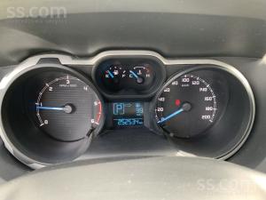 White Ford Ranger 2015 in Riga, with an engine capacity of 2.20 L and mileage of 252 thousand km for 13500 €, photo 16 on AUTOMOTO.COM.LV