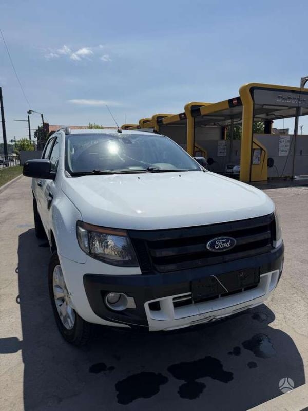 Balts Ford Ranger 2015 Kauņa, ar dzinēja tilpumu 3.20 L un nobraukumu 292 tūkst. km par 8800 €, foto 7 vietnē AUTOMOTO.COM.LV