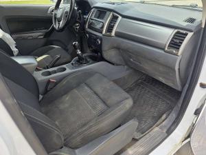 White Ford Ranger 2016 in Marijampole, with an engine capacity of 2.20 L and mileage of 289 thousand km for 8950 €, photo 20 on AUTOMOTO.COM.LV