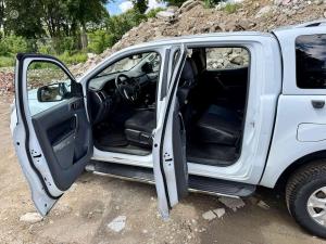 Balts Ford Ranger 2018 Kauņa, ar dzinēja tilpumu 2.20 L un nobraukumu 162 tūkst. km par 14000 €, foto 6 vietnē AUTOMOTO.COM.LV