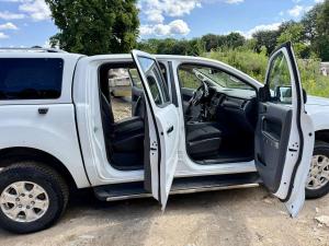 Balts Ford Ranger 2018 Kauņa, ar dzinēja tilpumu 2.20 L un nobraukumu 162 tūkst. km par 14000 €, foto 7 vietnē AUTOMOTO.COM.LV