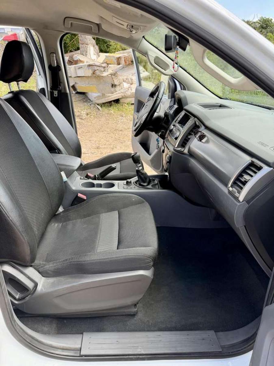 Balts Ford Ranger 2018 Kauņa, ar dzinēja tilpumu 2.20 L un nobraukumu 162 tūkst. km par 14000 €, foto 16 vietnē AUTOMOTO.COM.LV