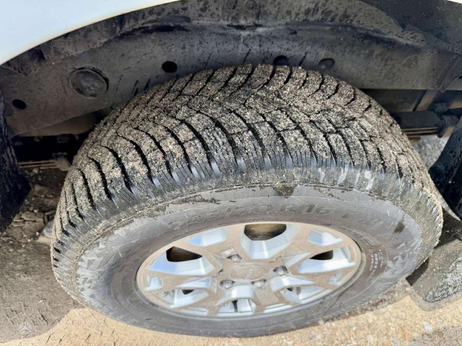 Balts Ford Ranger 2018 Kauņa, ar dzinēja tilpumu 2.20 L un nobraukumu 162 tūkst. km par 14000 €, foto 22 vietnē AUTOMOTO.COM.LV