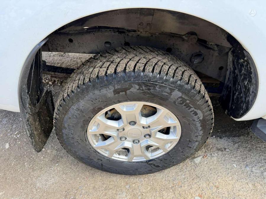 Balts Ford Ranger 2018 Kauņa, ar dzinēja tilpumu 2.20 L un nobraukumu 162 tūkst. km par 14000 €, foto 23 vietnē AUTOMOTO.COM.LV