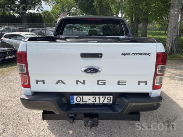 White Ford Ranger 2018 in Riga, with an engine capacity of 3.20 L and mileage of 142 thousand km for 24500 €, photo 4 on AUTOMOTO.COM.LV
