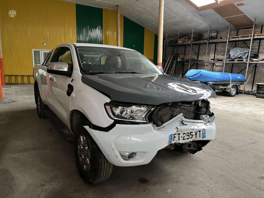 Balts Ford Ranger 2020 Tauragė, ar dzinēja tilpumu 2.00 L un nobraukumu 119 tūkst. km par 7700 €, foto 1 vietnē AUTOMOTO.COM.LV