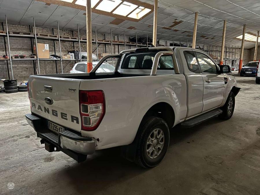 Balts Ford Ranger 2020 Tauragė, ar dzinēja tilpumu 2.00 L un nobraukumu 119 tūkst. km par 7700 €, foto 6 vietnē AUTOMOTO.COM.LV