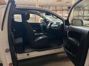 Balts Ford Ranger 2020 Tauragė, ar dzinēja tilpumu 2.00 L un nobraukumu 119 tūkst. km par 7700 €, foto 13 vietnē AUTOMOTO.COM.LV