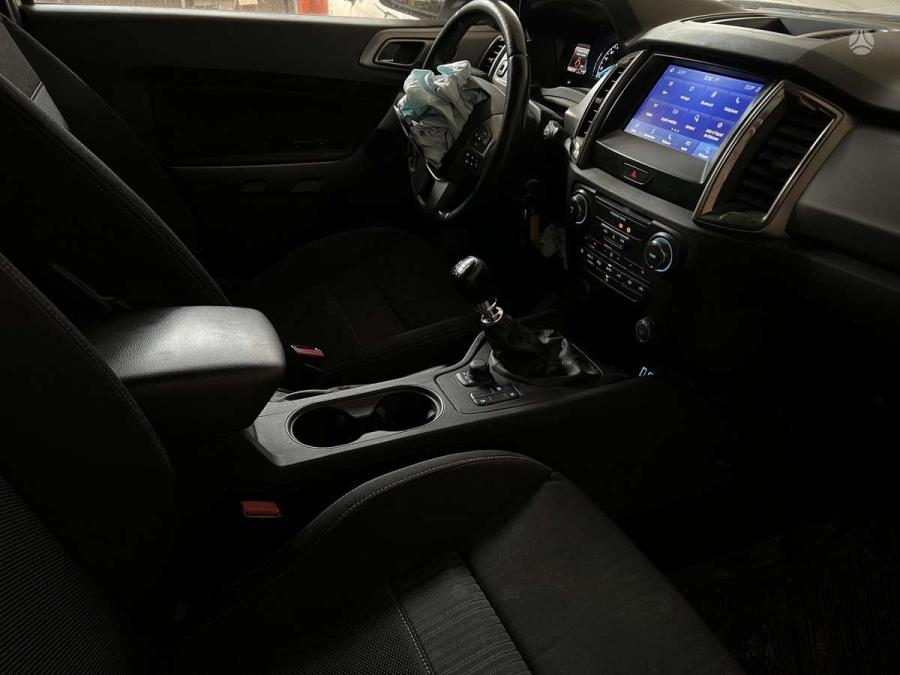 Balts Ford Ranger 2020 Tauragė, ar dzinēja tilpumu 2.00 L un nobraukumu 119 tūkst. km par 7700 €, foto 14 vietnē AUTOMOTO.COM.LV