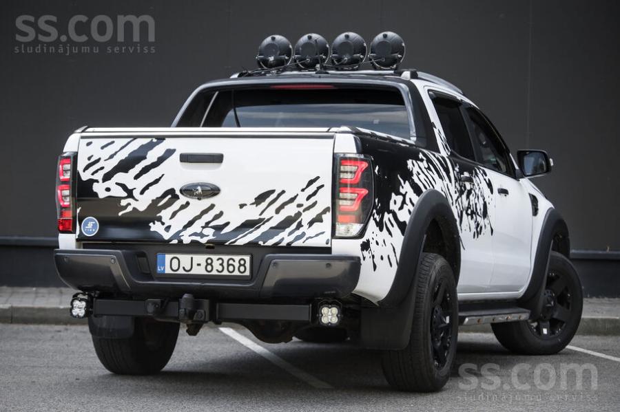 Balts Ford Ranger 2021 Rīga, ar dzinēja tilpumu 2.00 L un nobraukumu 145 tūkst. km par 24990 €, foto 4 vietnē AUTOMOTO.COM.LV