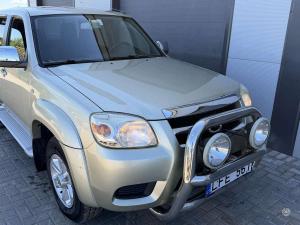 Yellow Ford Ranger 2009 in Vilnius, with an engine capacity of 2.50 L and mileage of 309 thousand km for 3850 €, photo 5 on AUTOMOTO.COM.LV