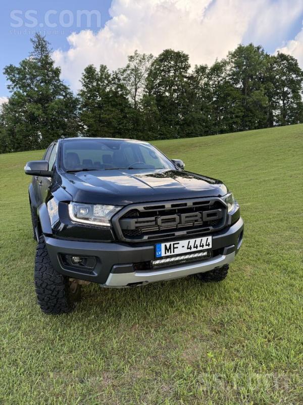 Black Ford Raptor 2022 in Cesis, with an engine capacity of 2.00 L and mileage of 103 thousand km for 36900 €, photo 1 on AUTOMOTO.COM.LV
