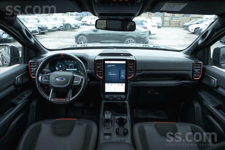 Melns Ford Raptor 2023 Rīga, ar dzinēja tilpumu 3.00 L un nobraukumu 94 tūkst. km par 46990 €, foto 9 vietnē AUTOMOTO.COM.LV