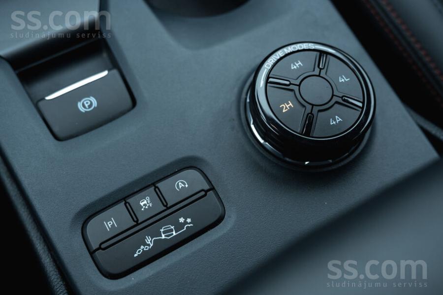 Melns Ford Raptor 2023 Rīga, ar dzinēja tilpumu 3.00 L un nobraukumu 94 tūkst. km par 46990 €, foto 11 vietnē AUTOMOTO.COM.LV
