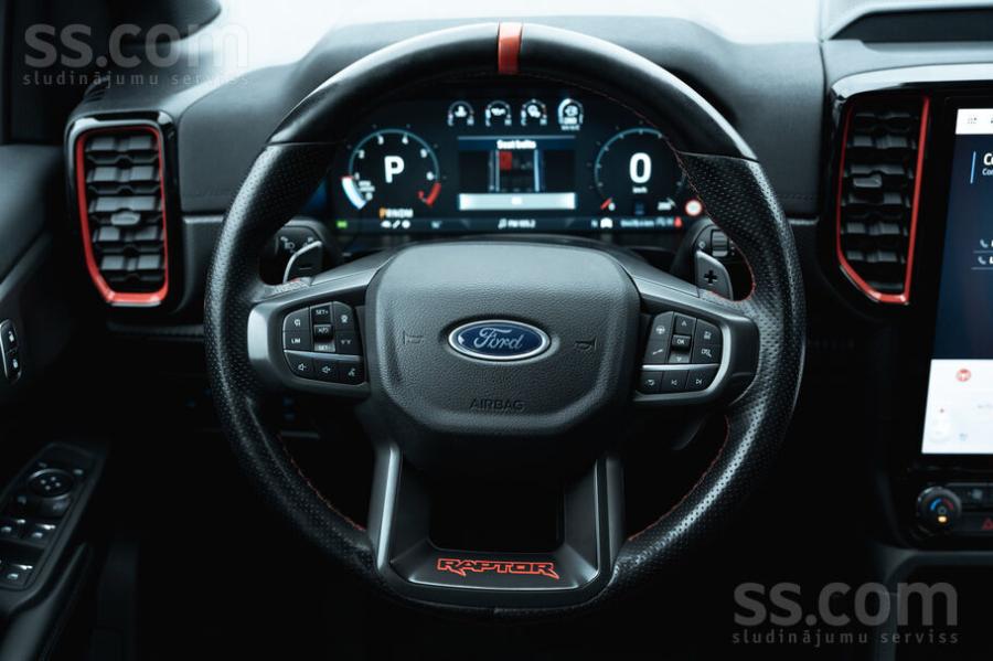 Melns Ford Raptor 2023 Rīga, ar dzinēja tilpumu 3.00 L un nobraukumu 94 tūkst. km par 46990 €, foto 14 vietnē AUTOMOTO.COM.LV