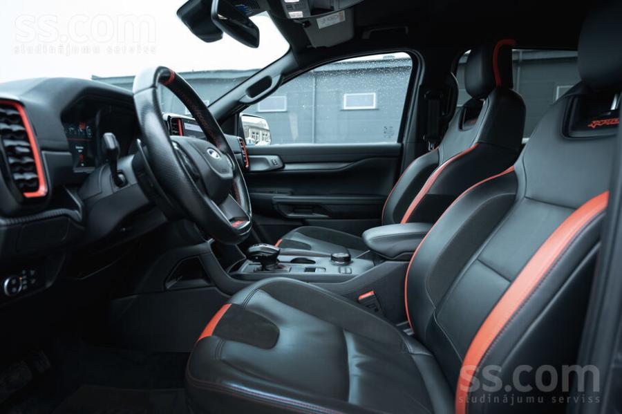 Melns Ford Raptor 2023 Rīga, ar dzinēja tilpumu 3.00 L un nobraukumu 94 tūkst. km par 46990 €, foto 15 vietnē AUTOMOTO.COM.LV