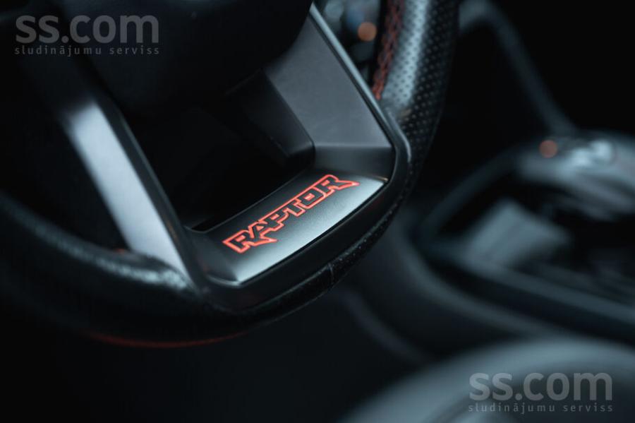 Melns Ford Raptor 2023 Rīga, ar dzinēja tilpumu 3.00 L un nobraukumu 94 tūkst. km par 46990 €, foto 20 vietnē AUTOMOTO.COM.LV