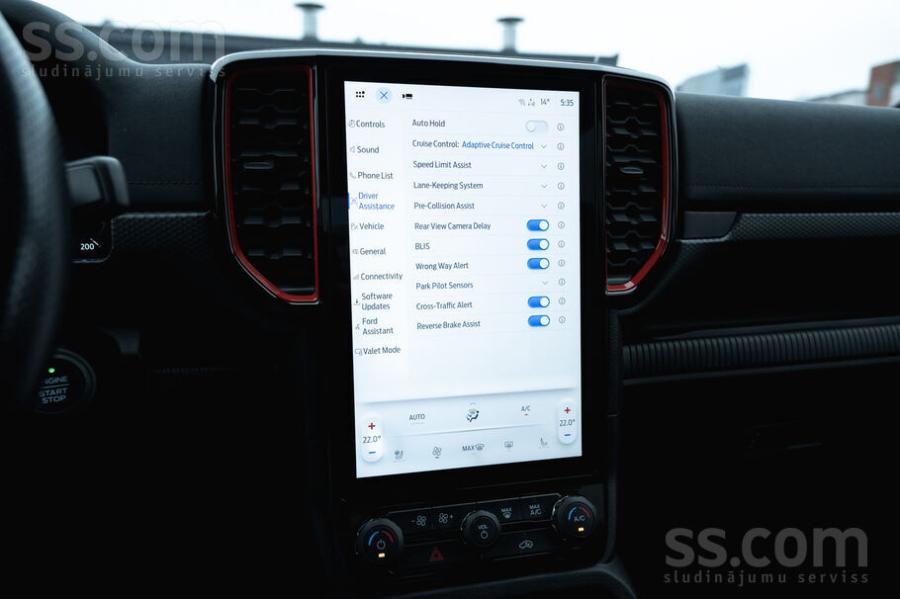 Melns Ford Raptor 2023 Rīga, ar dzinēja tilpumu 3.00 L un nobraukumu 94 tūkst. km par 46990 €, foto 28 vietnē AUTOMOTO.COM.LV
