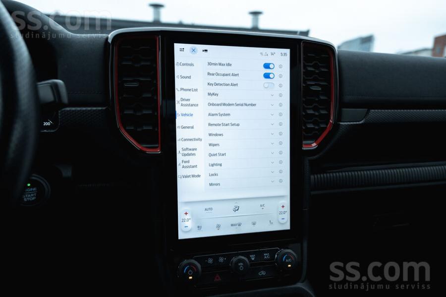 Melns Ford Raptor 2023 Rīga, ar dzinēja tilpumu 3.00 L un nobraukumu 94 tūkst. km par 46990 €, foto 29 vietnē AUTOMOTO.COM.LV