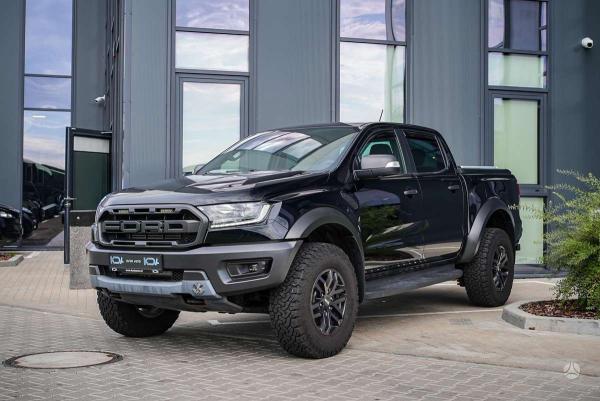 Black Ford Raptor 2019 in Kaunas, with an engine capacity of 2.00 L and mileage of 328 thousand km for 21250 €, photo 5 on AUTOMOTO.COM.LV