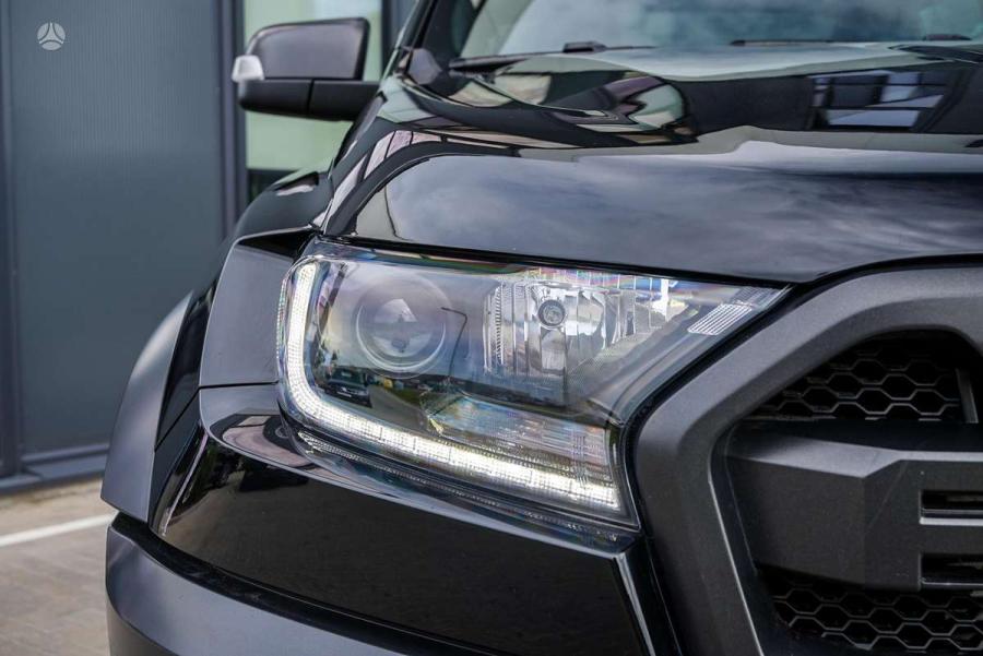 Black Ford Raptor 2019 in Kaunas, with an engine capacity of 2.00 L and mileage of 328 thousand km for 21250 €, photo 8 on AUTOMOTO.COM.LV
