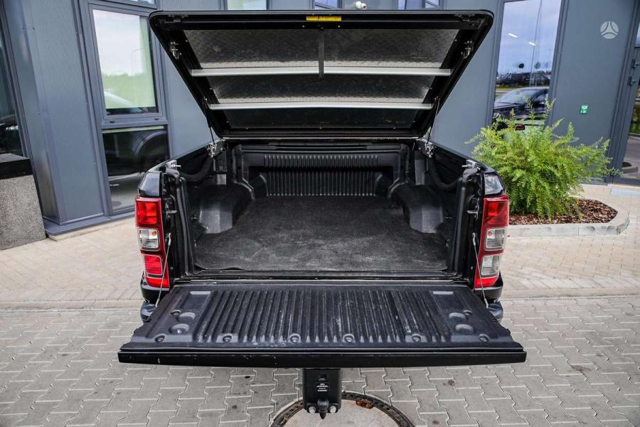 Black Ford Raptor 2019 in Kaunas, with an engine capacity of 2.00 L and mileage of 328 thousand km for 21250 €, photo 16 on AUTOMOTO.COM.LV