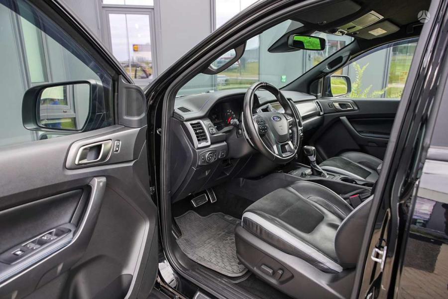 Black Ford Raptor 2019 in Kaunas, with an engine capacity of 2.00 L and mileage of 328 thousand km for 21250 €, photo 28 on AUTOMOTO.COM.LV