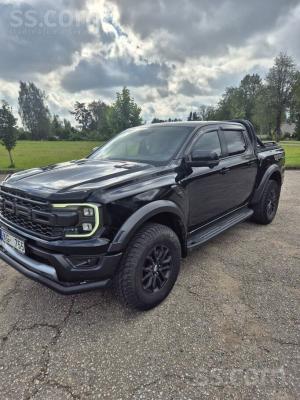 Melns Ford Raptor 2023 Cēsis, ar dzinēja tilpumu 2.00 L un nobraukumu 142 tūkst. km par 44800 €, foto 5 vietnē AUTOMOTO.COM.LV