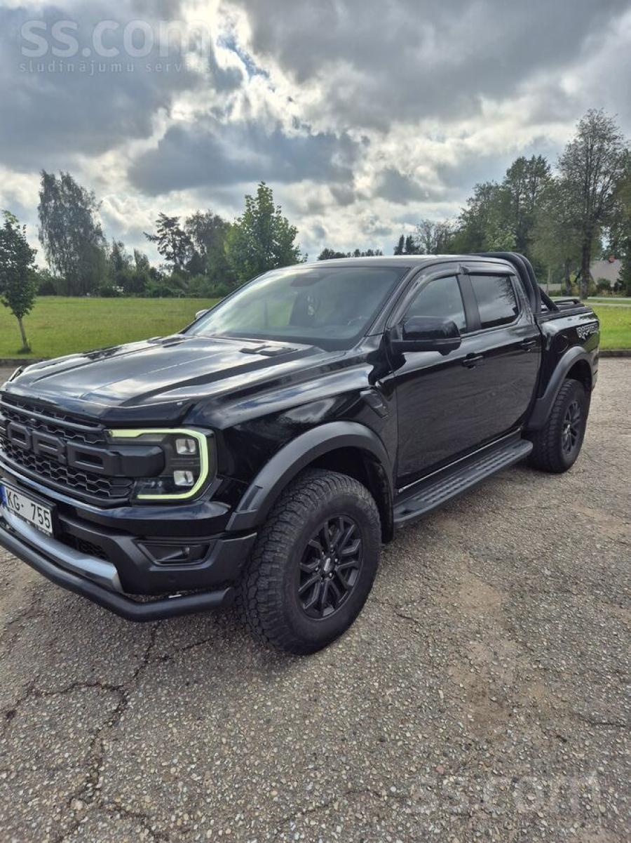 Melns Ford Raptor 2023 Cēsis, ar dzinēja tilpumu 2.00 L un nobraukumu 142 tūkst. km par 44800 €, foto 5 vietnē AUTOMOTO.COM.LV
