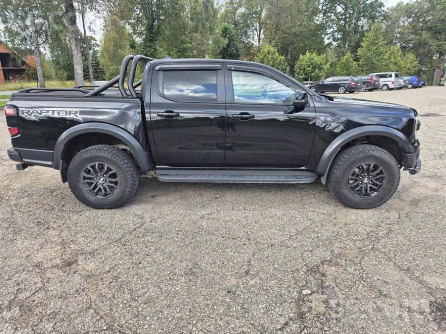 Melns Ford Raptor 2023 Cēsis, ar dzinēja tilpumu 2.00 L un nobraukumu 142 tūkst. km par 44800 €, foto 7 vietnē AUTOMOTO.COM.LV