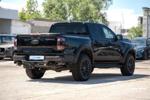 Black Ford Raptor 2023 in Riga, with an engine capacity of 3.00 L and mileage of 103 thousand km for 45990 €, photo 7 on AUTOMOTO.COM.LV