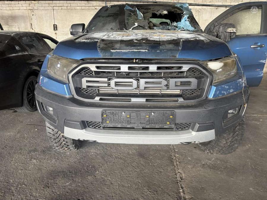 Blue Ford Raptor 2019 in Kaunas, with an engine capacity of 0.00 L and mileage of 52 thousand km for 7500 €, photo 3 on AUTOMOTO.COM.LV